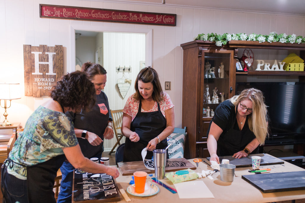 First DIY Wood Sign Painting Workshop...A Dream Come True – Sawdust ...