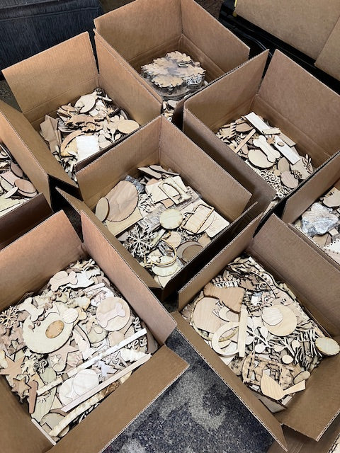 Box of Random Scrap Pieces – Sawdust & Swirls